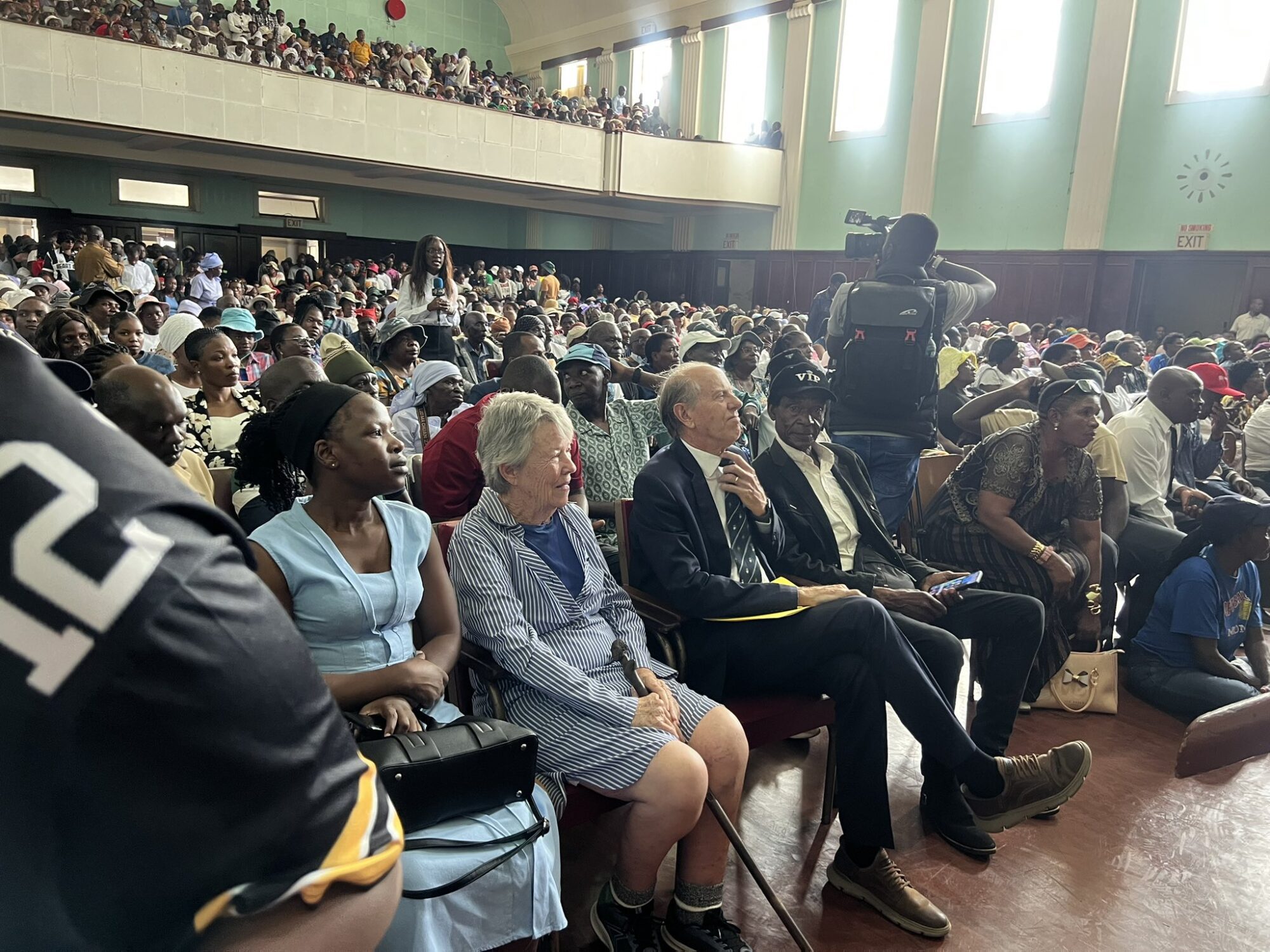 Bulawayo constitutional amendment hearing marked by chaos — CITEZW